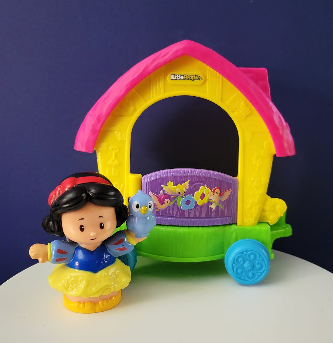 Fisher Price Little People Disney Princess Snow White Parade Float ...